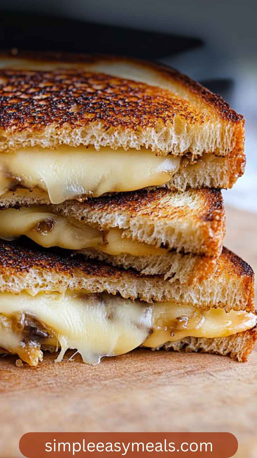 Gouda Grilled Cheese Recipe - Simple Easy Meals